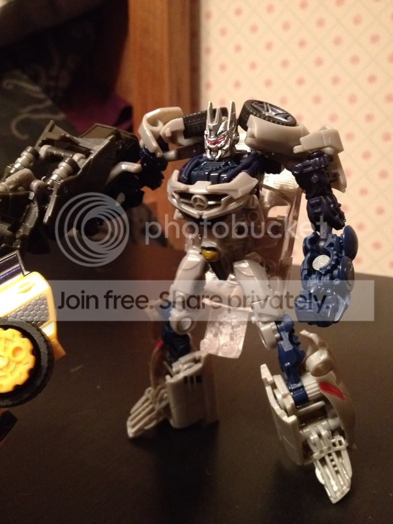 Dotm soundwave in hand images with different transformation | TFW2005 ...